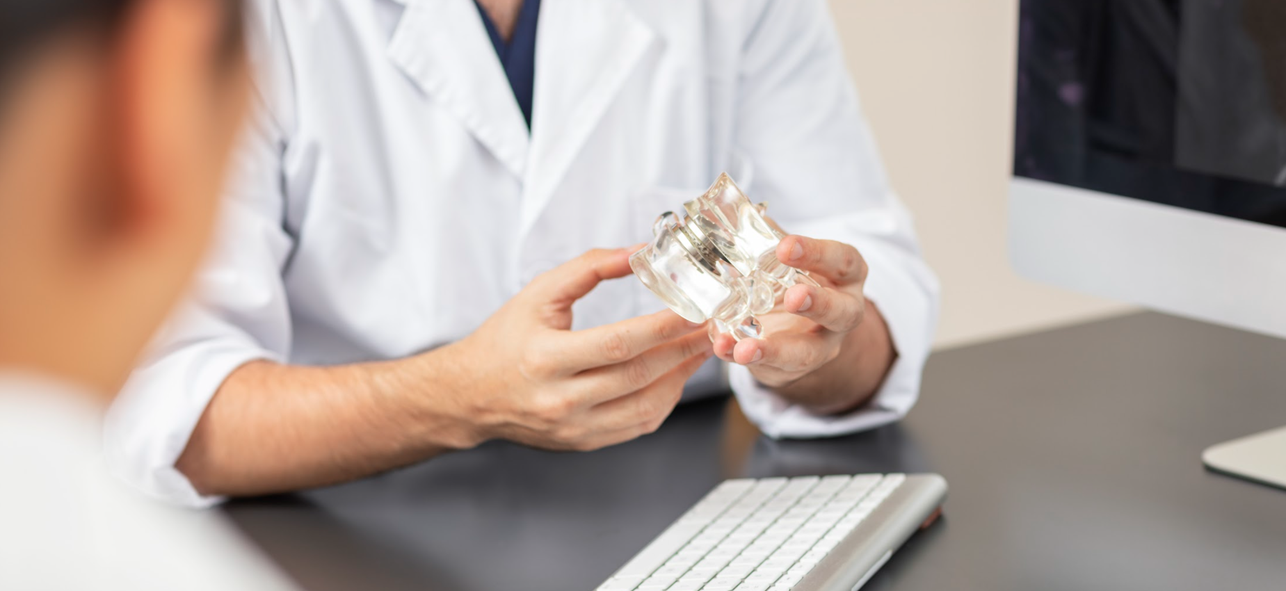 Prótesis de disco lumbar o cervical: dudas frecuentes